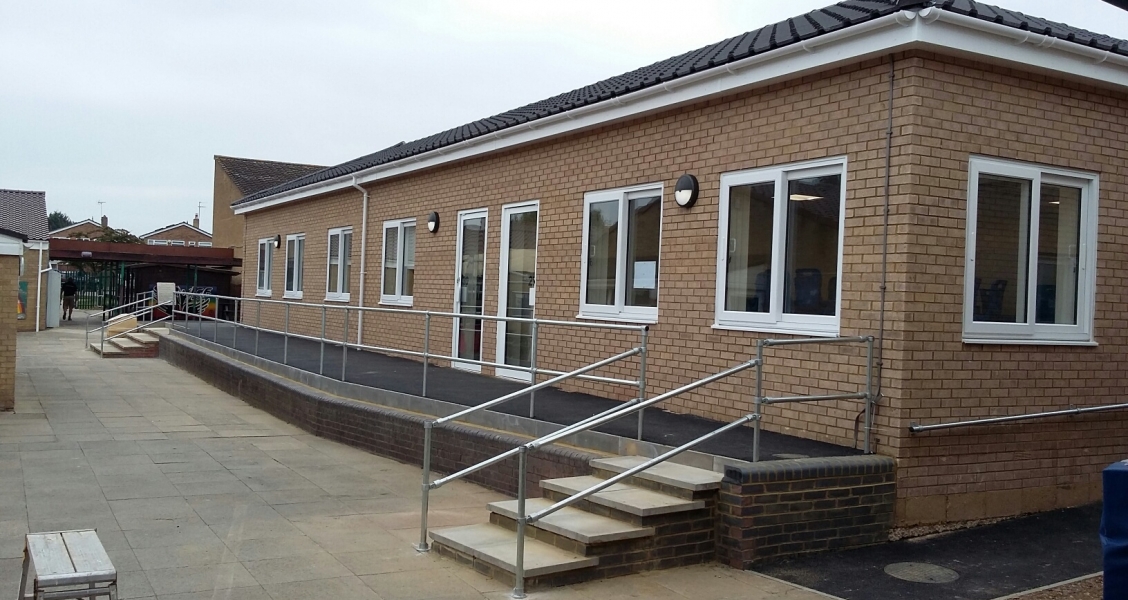 Holywell School - Savoy Construction